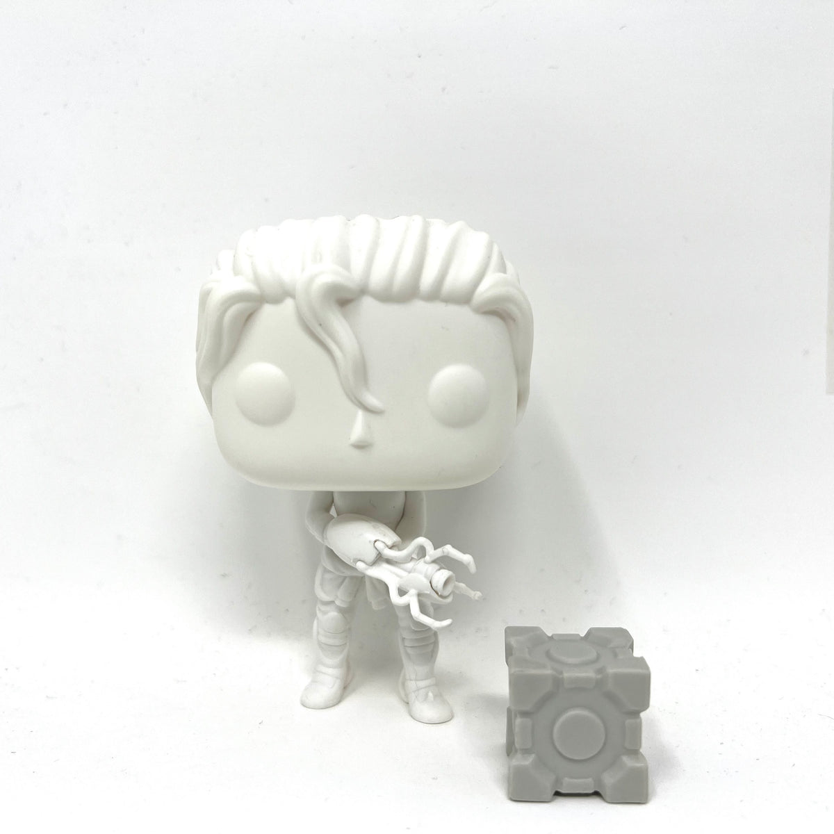 Chell and Companion Cube Funko Prototype – Smeye World